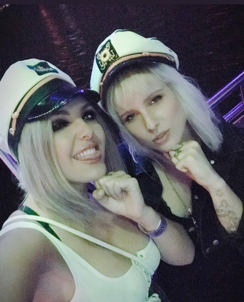 Jessica and Sonja | Scrolller