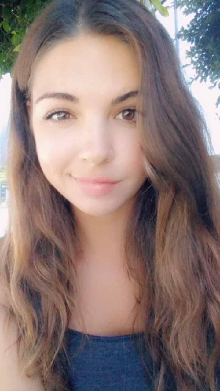 Jessica smirking | Scrolller