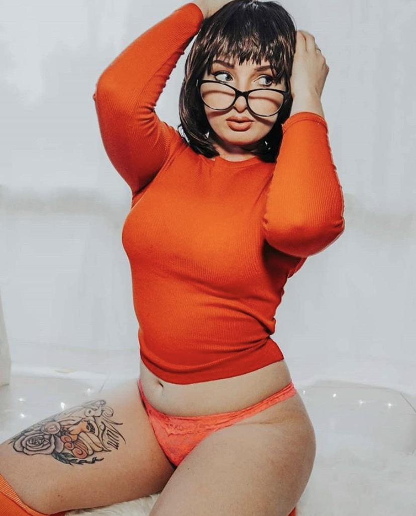 Jinkies - it’s staardustcosplay | Scrolller