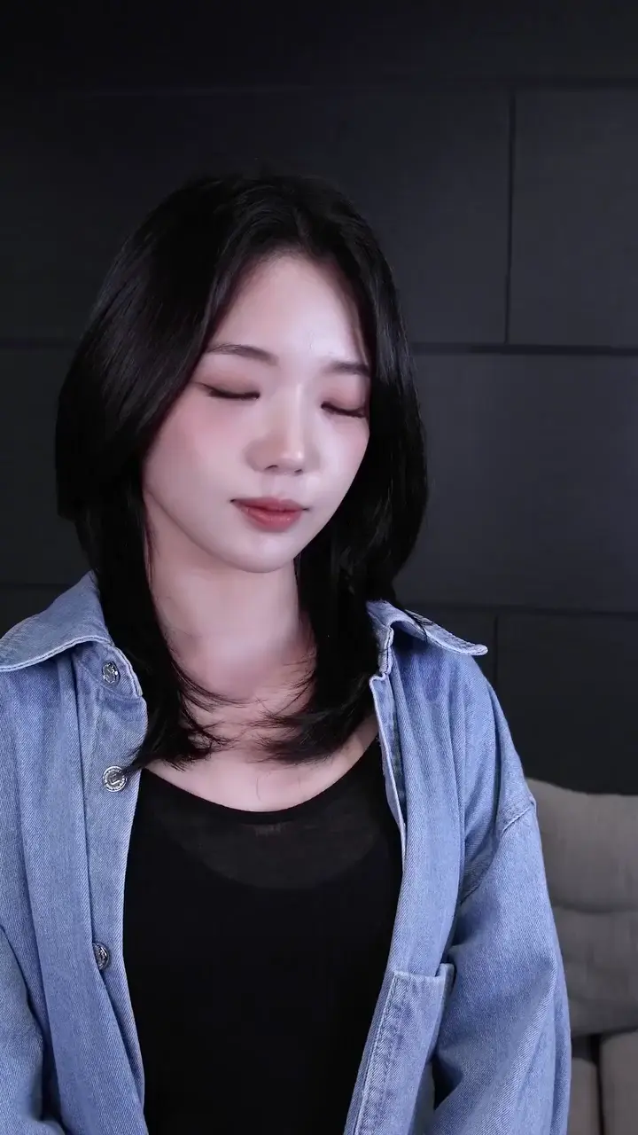 Jisun & Chaeyoung | Scrolller