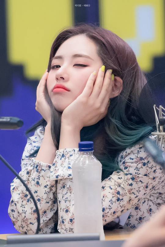 Jiwon wink | Scrolller