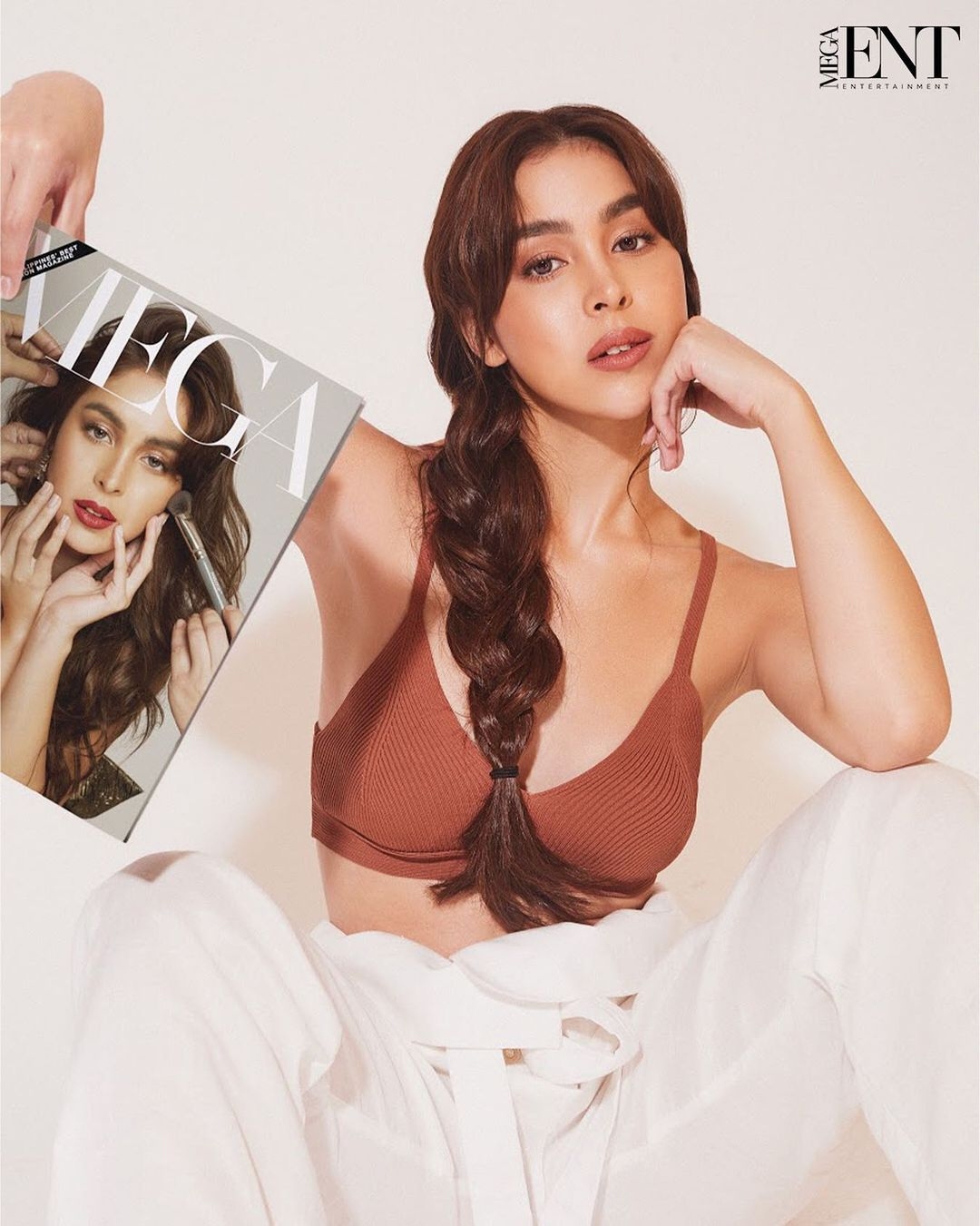 Julia Barretto | Scrolller