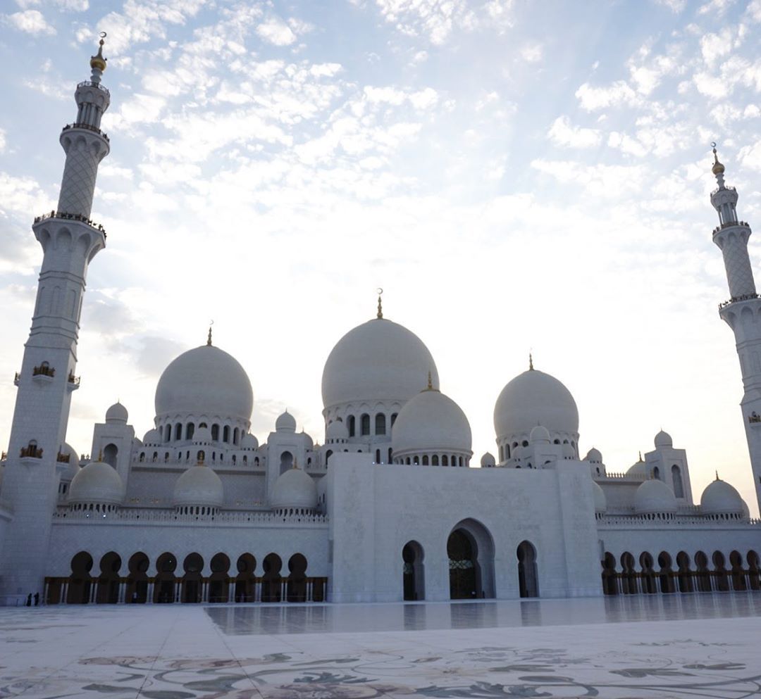 Jumma Mubarak-sheikh zayed mosque-Abudhabi | Scrolller