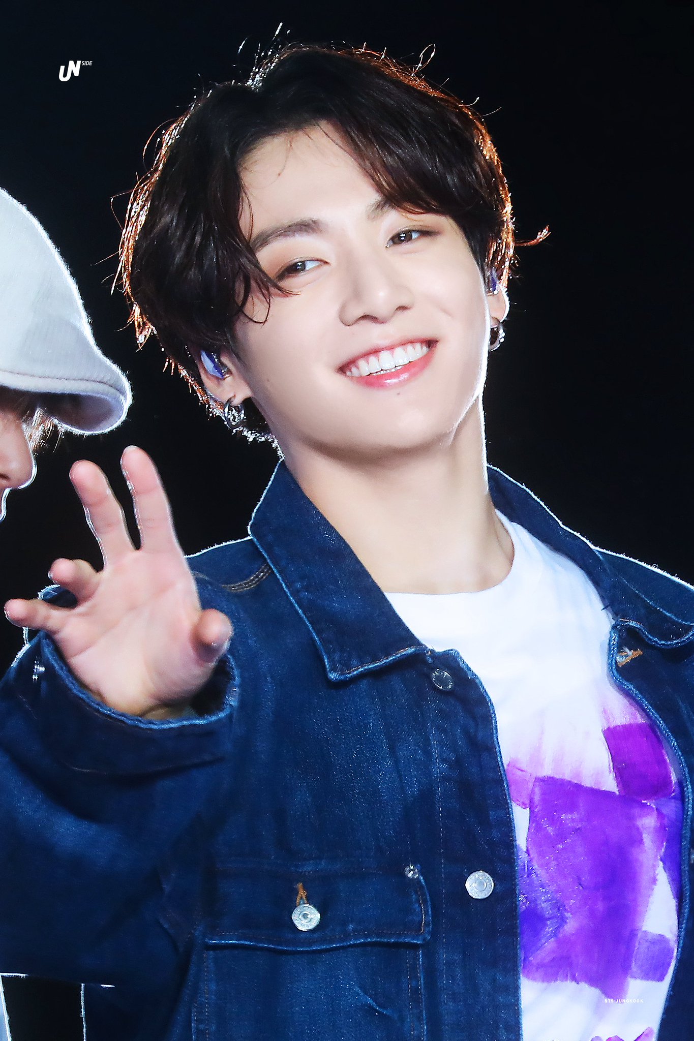 Jungkook | Scrolller