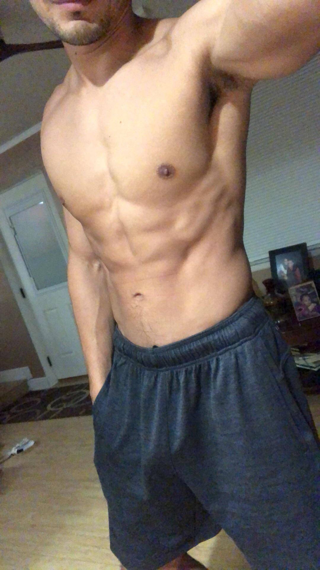 Just a peak, first post here 😀 (oc) | Scrolller