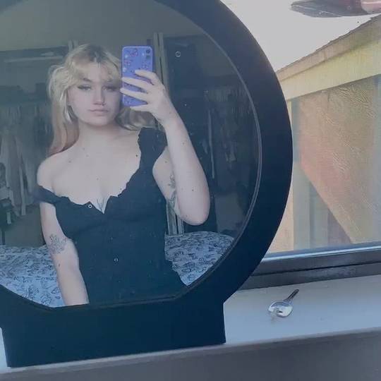 Were you surprised i wasn’t flat? | Scrolller