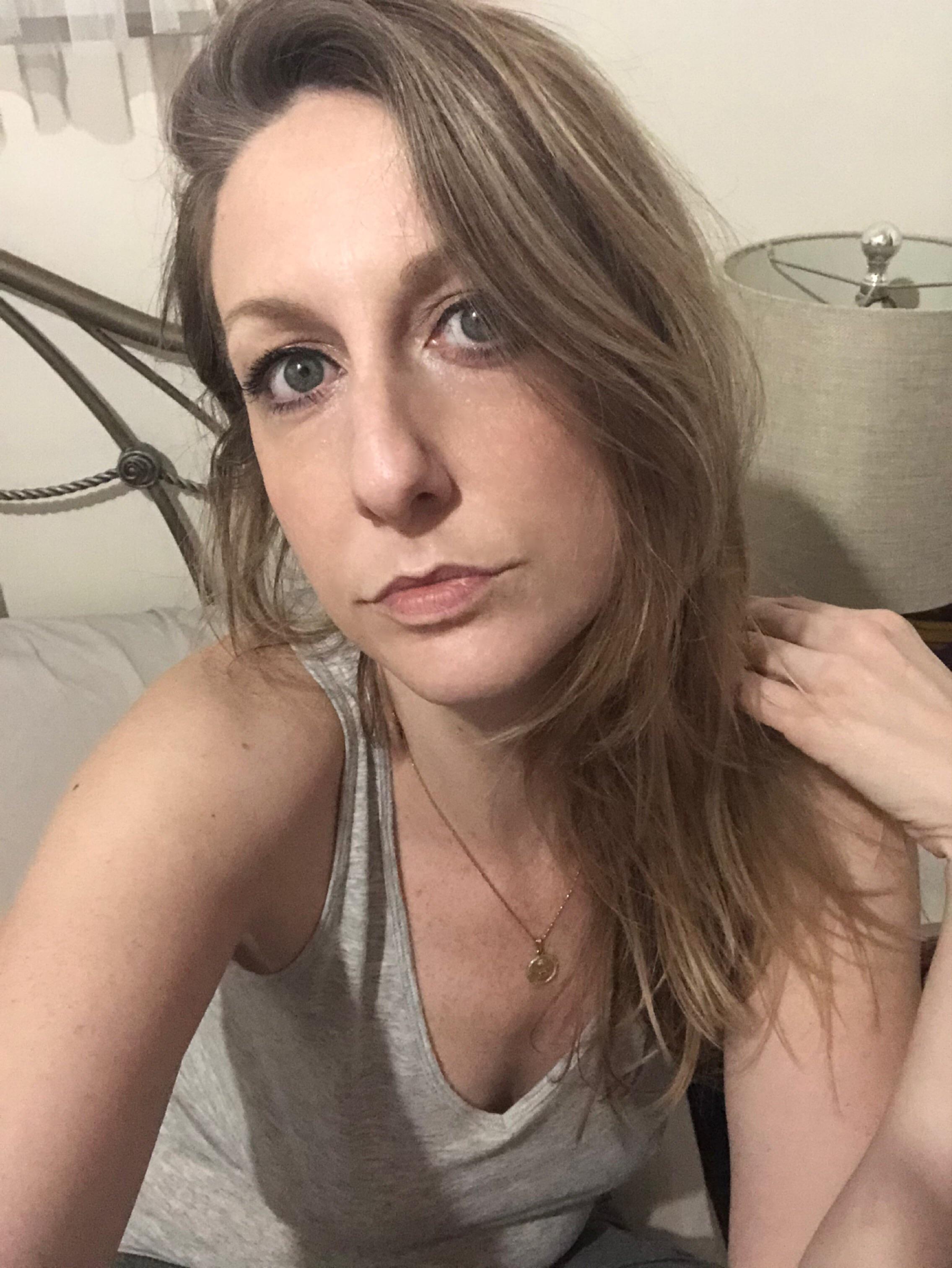 Just realized I have not one pic here where I’m not smiling :p So here’s one where I’m not ...