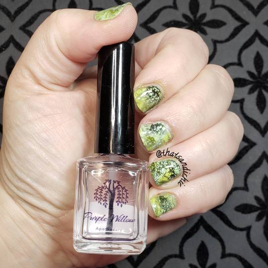 Just some Fluid Nail Art | Scrolller