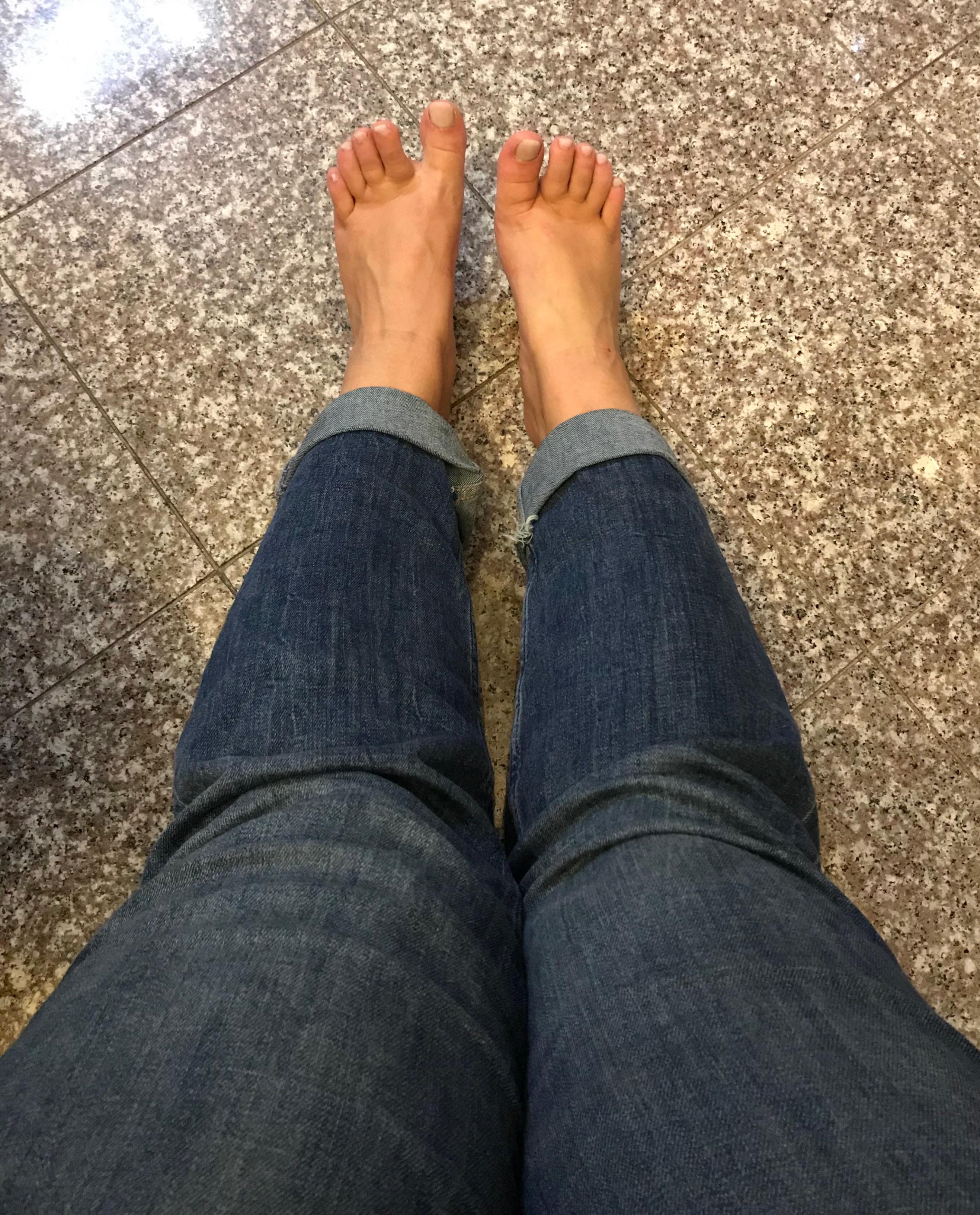 Just some toes for you | Scrolller