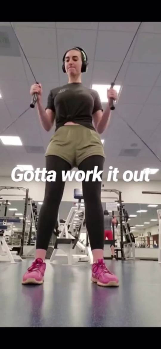 Just workin out | Scrolller