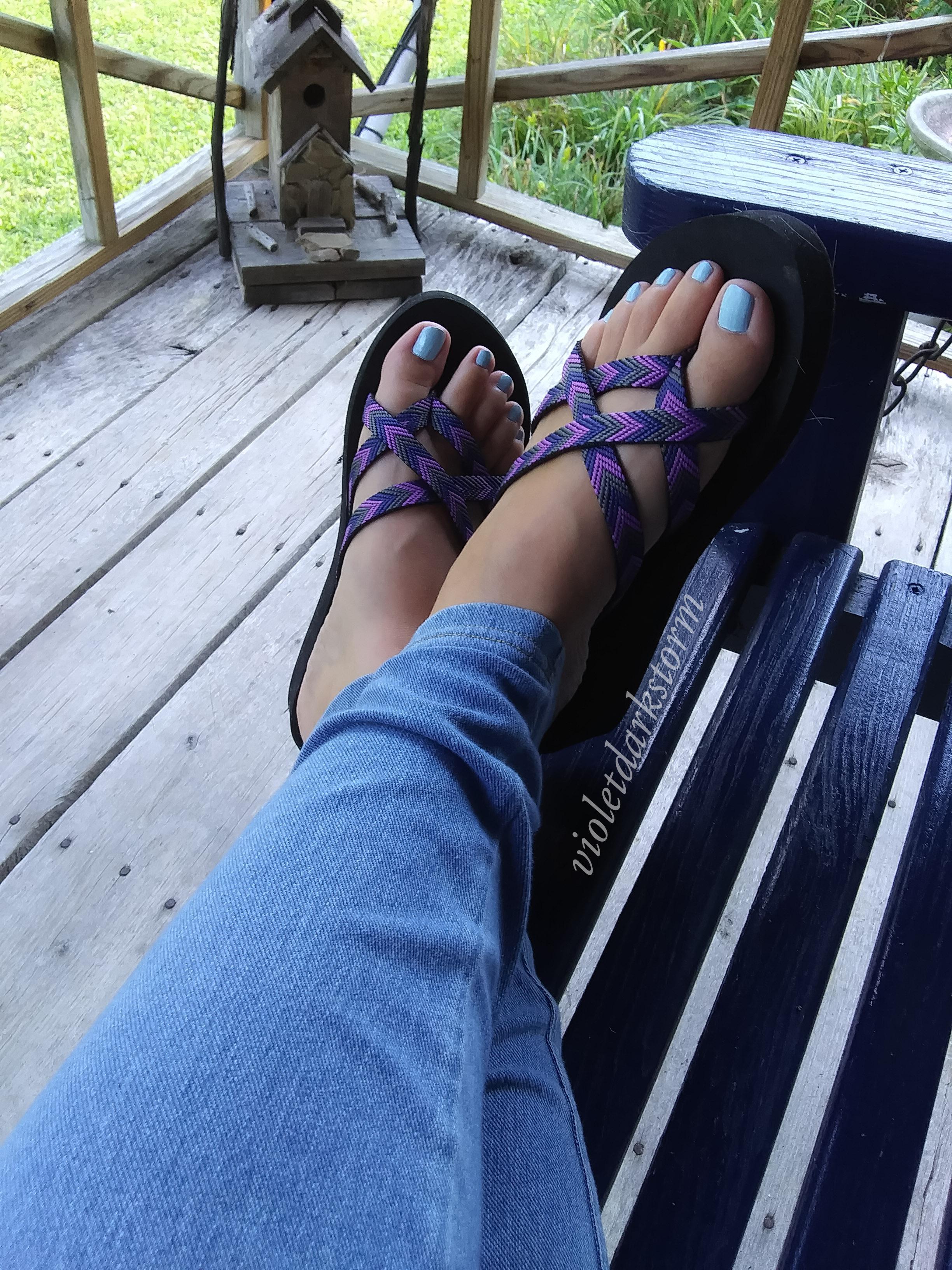 👣Justa swingin👣 | Scrolller