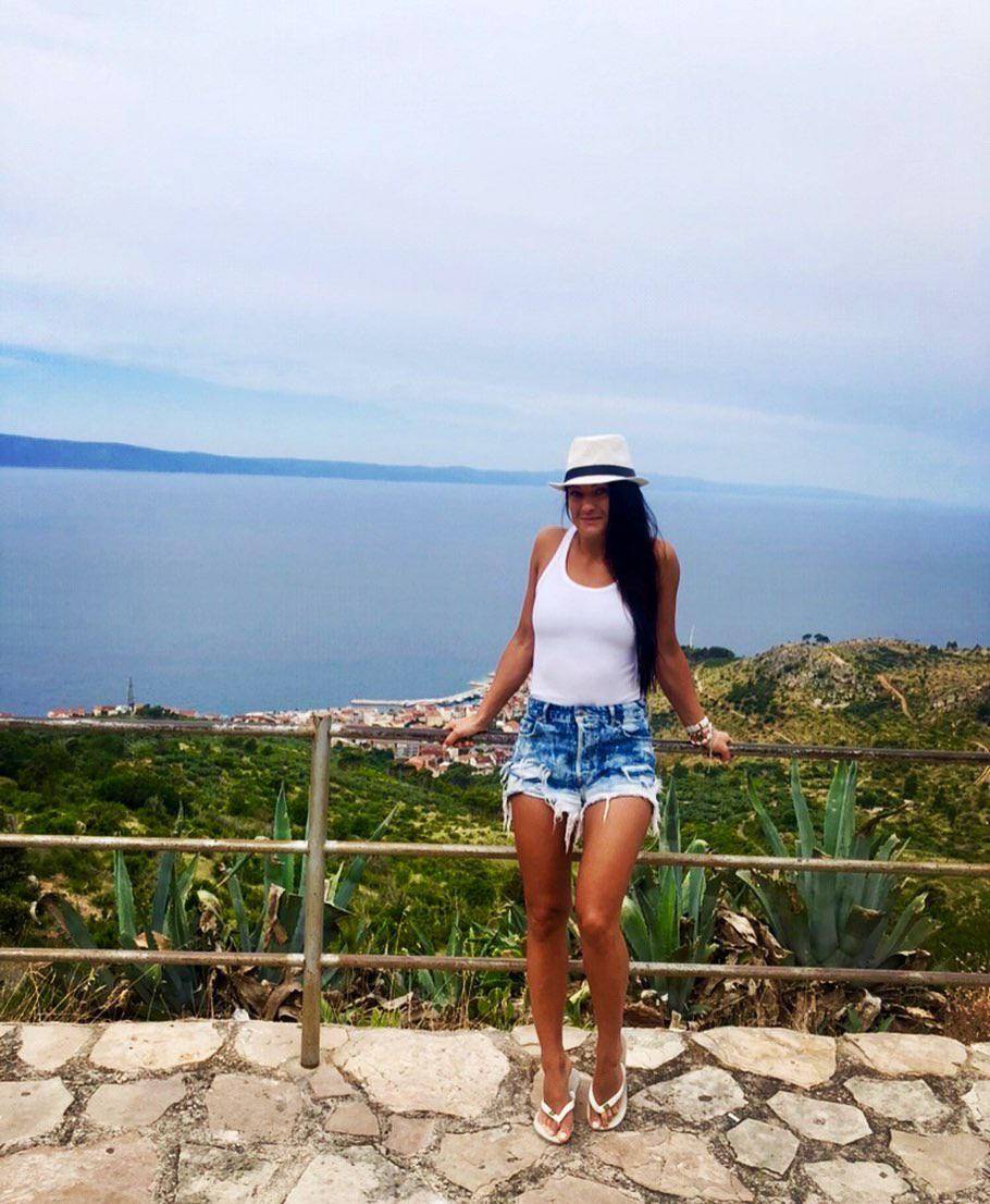 Karolina Kowalkiewicz | Scrolller