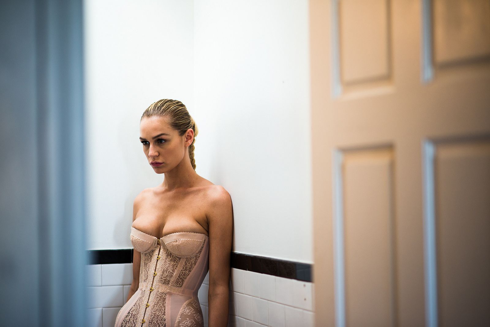 Kate Compton cornered | Scrolller