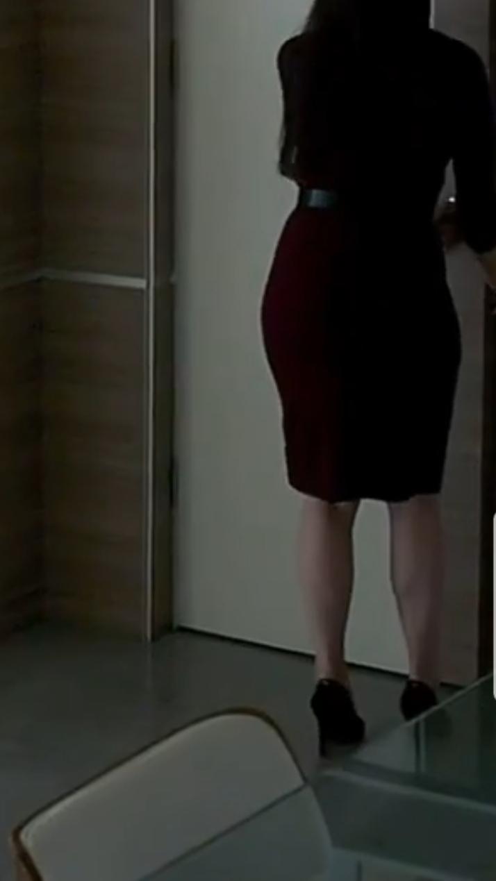 Katie Mcgrath legs are insane | Scrolller