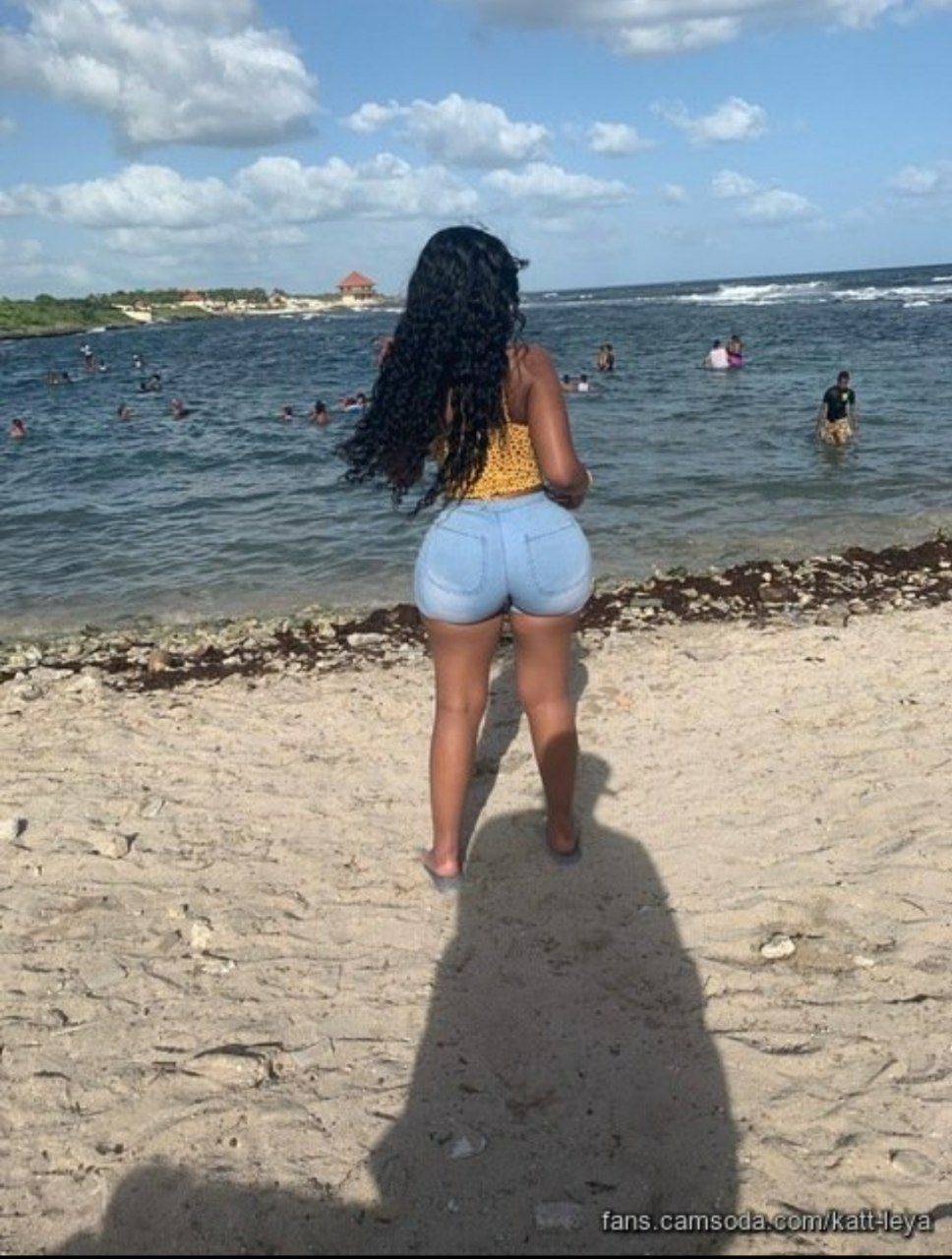 Katt Leya Link In Comment | Scrolller