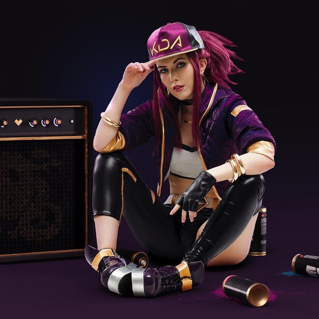 KDA Akali by Helen Stifler | Scrolller