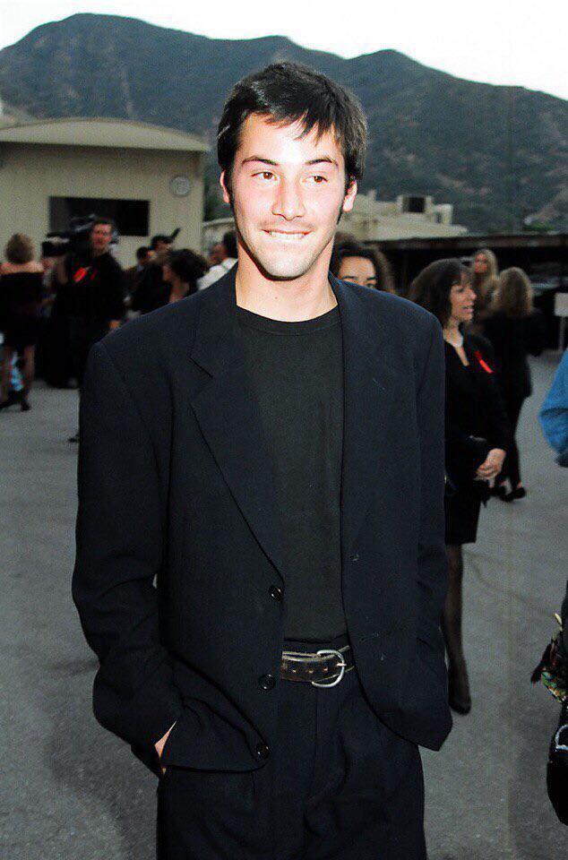 Keanu Reeves at 28. | Scrolller