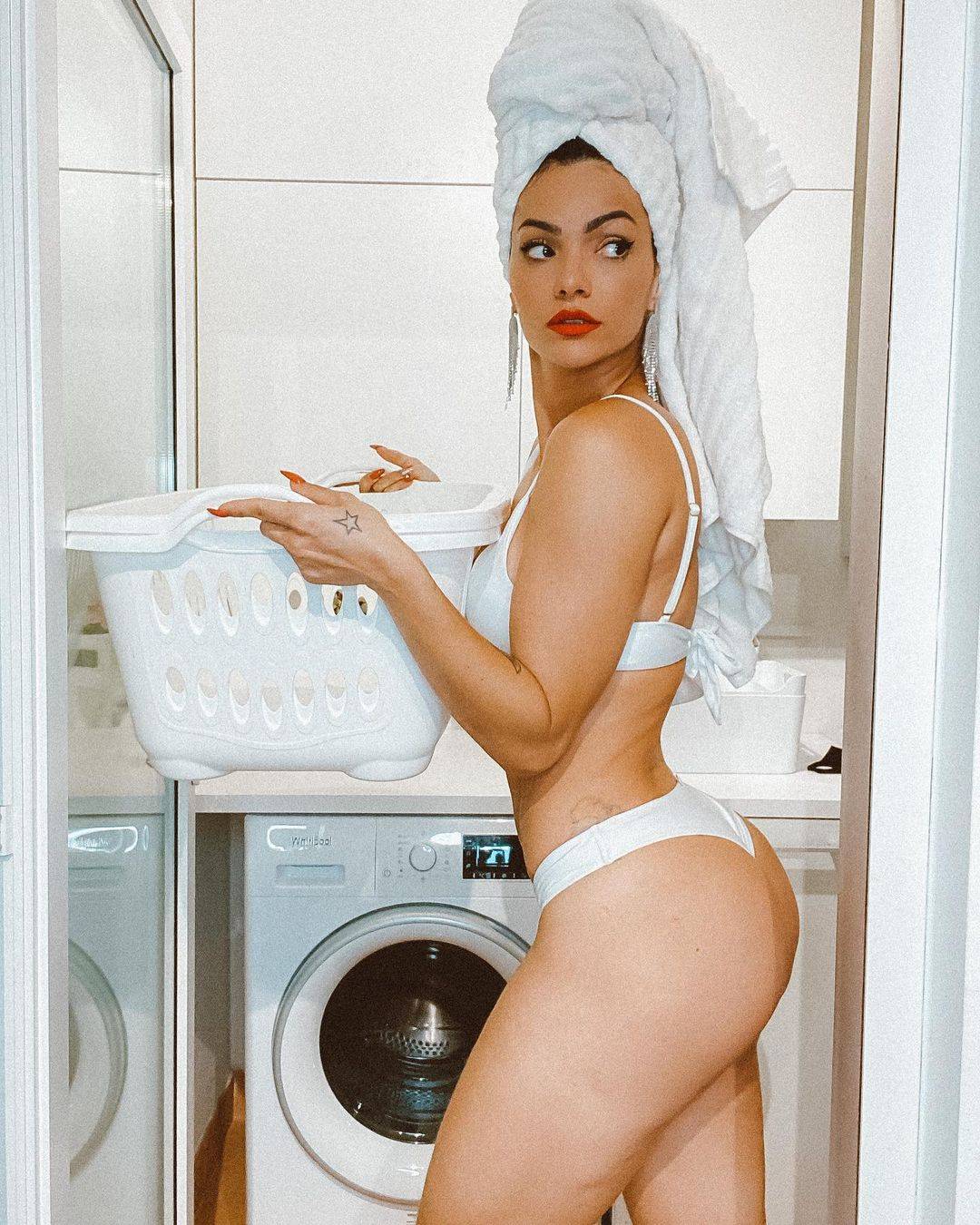 Kelly Key | Scrolller