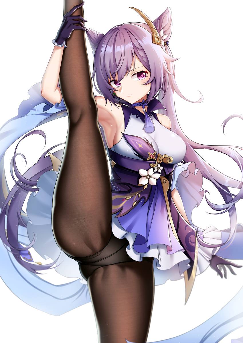 Keqing leg hold pose | Scrolller