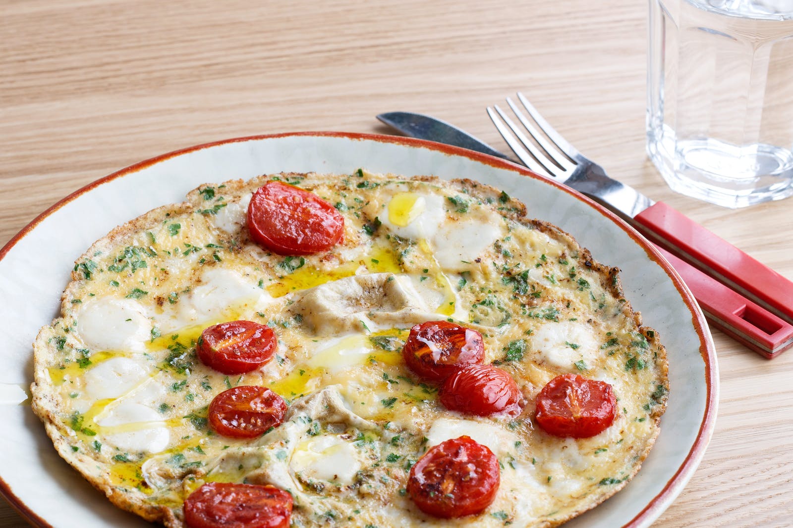 Keto Caprese Omelet | Scrolller