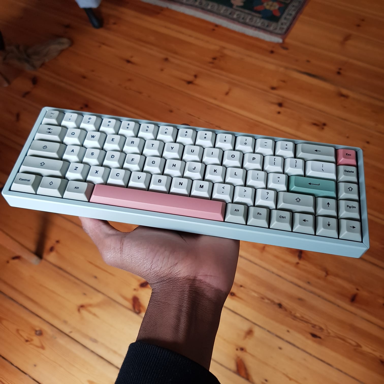 Keychron K6 + Zilent V2 62g switches, Painted with spray !! | Scrolller