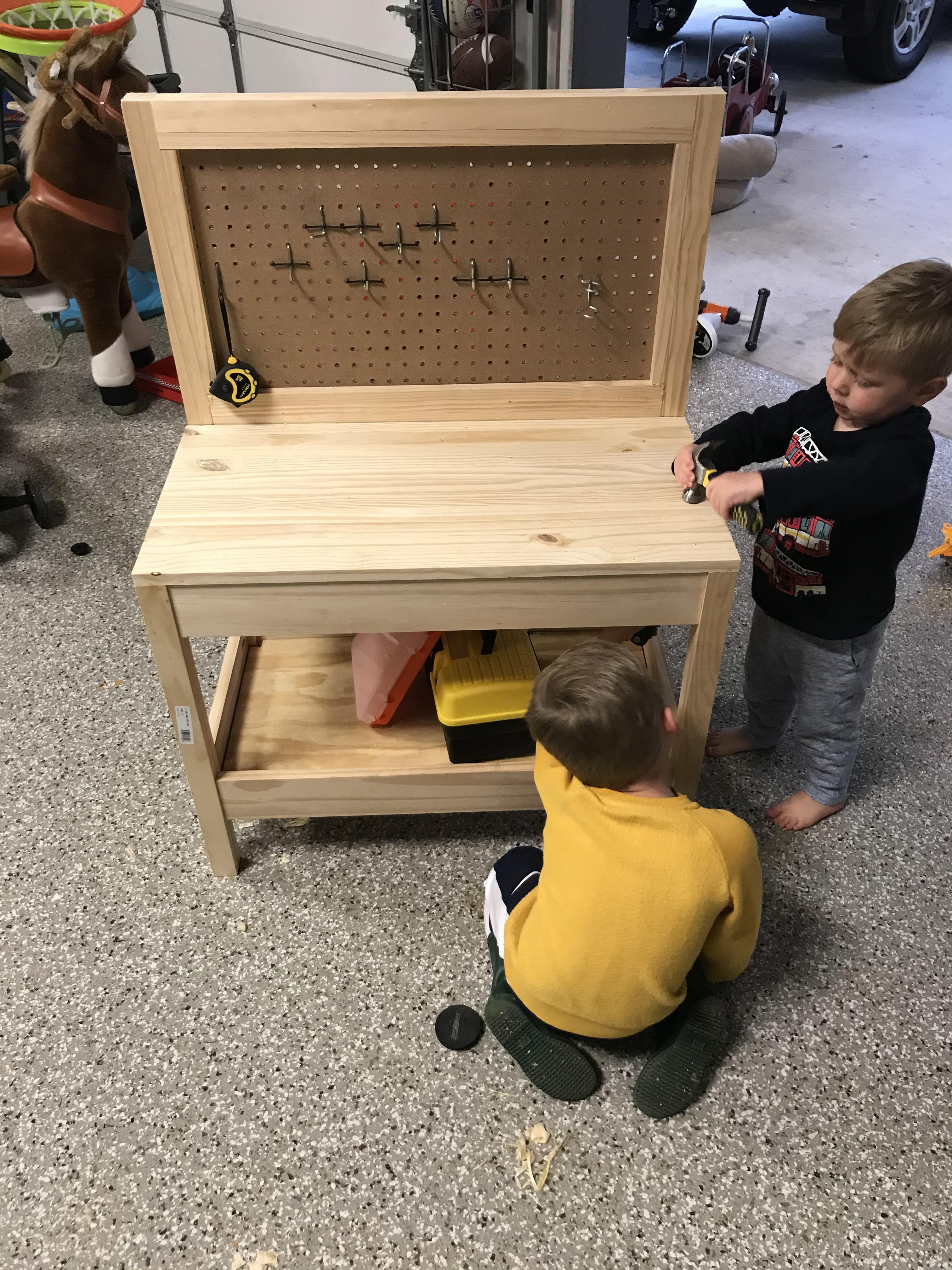 Kids workbench | Scrolller