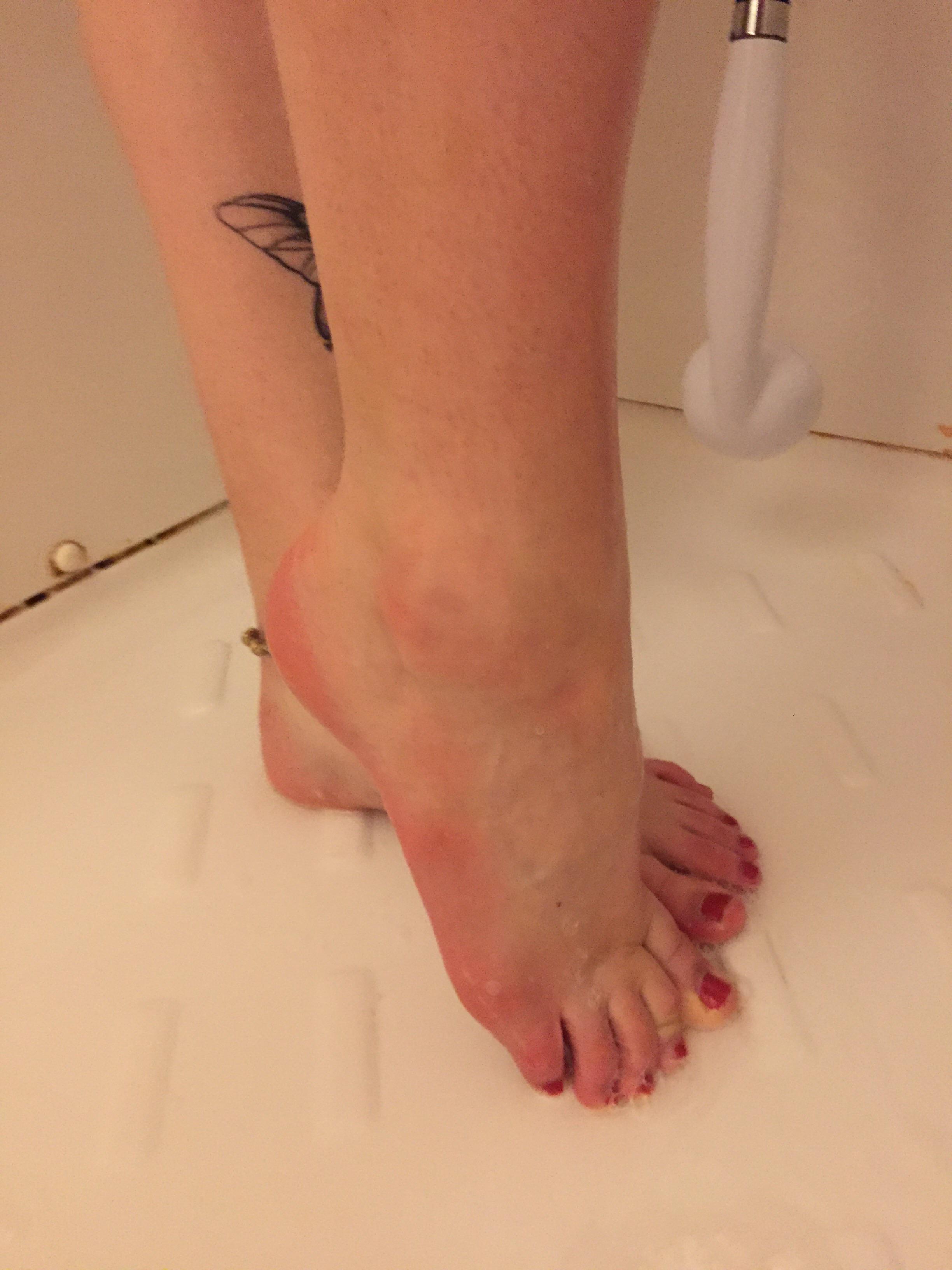 Kink friendly foot custom requests available 🥰 | Scrolller