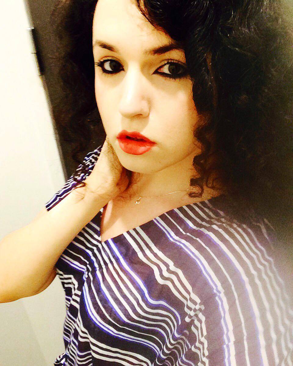 Kiss, Lara Jane 💋 | Scrolller