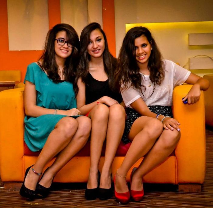 Kneesy does it | Scrolller