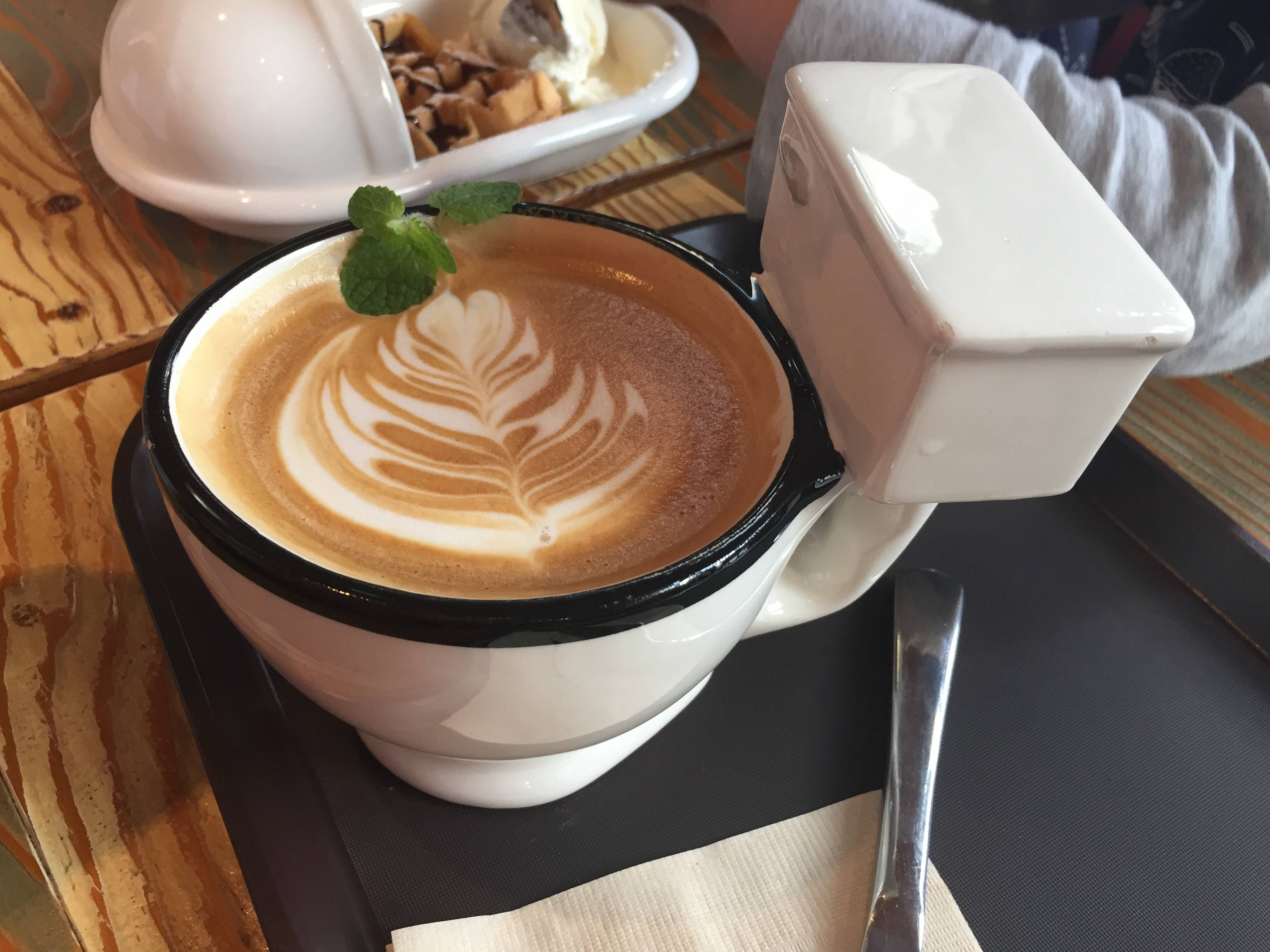 Korean Poop Cafe Latte | Scrolller
