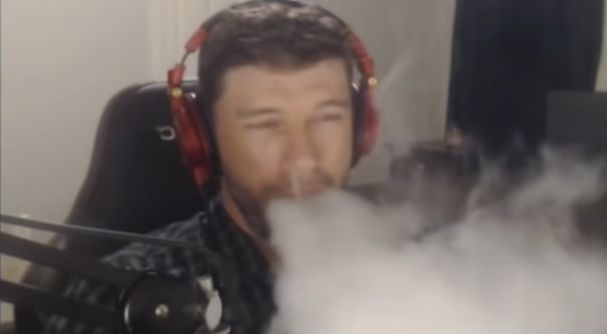 Kyle's impressive lung capacity | Scrolller