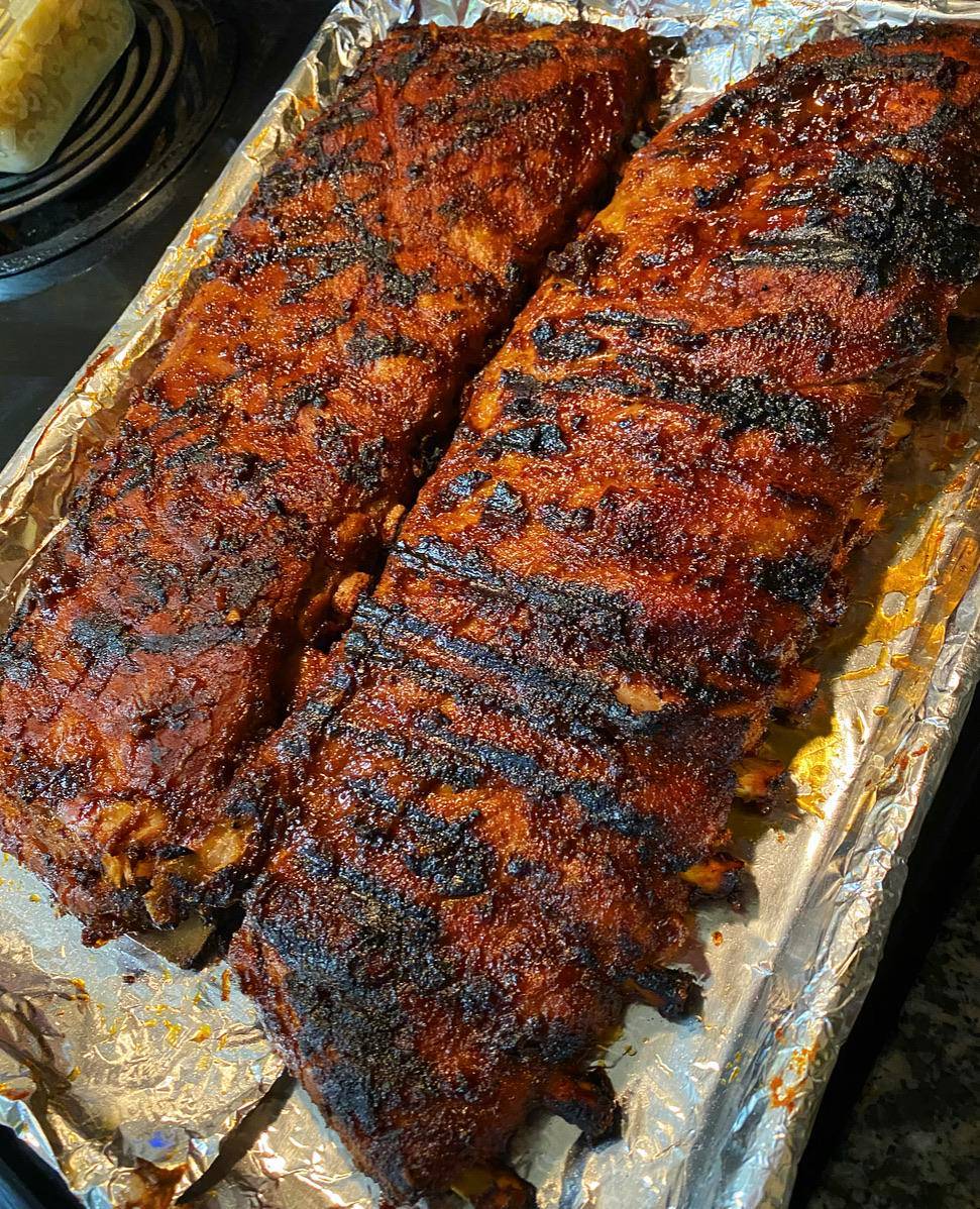 Last night’s dinner! St. Louis Ribs with homemade rub and barbecue sauce. 😋 ☀️ | Scrolller