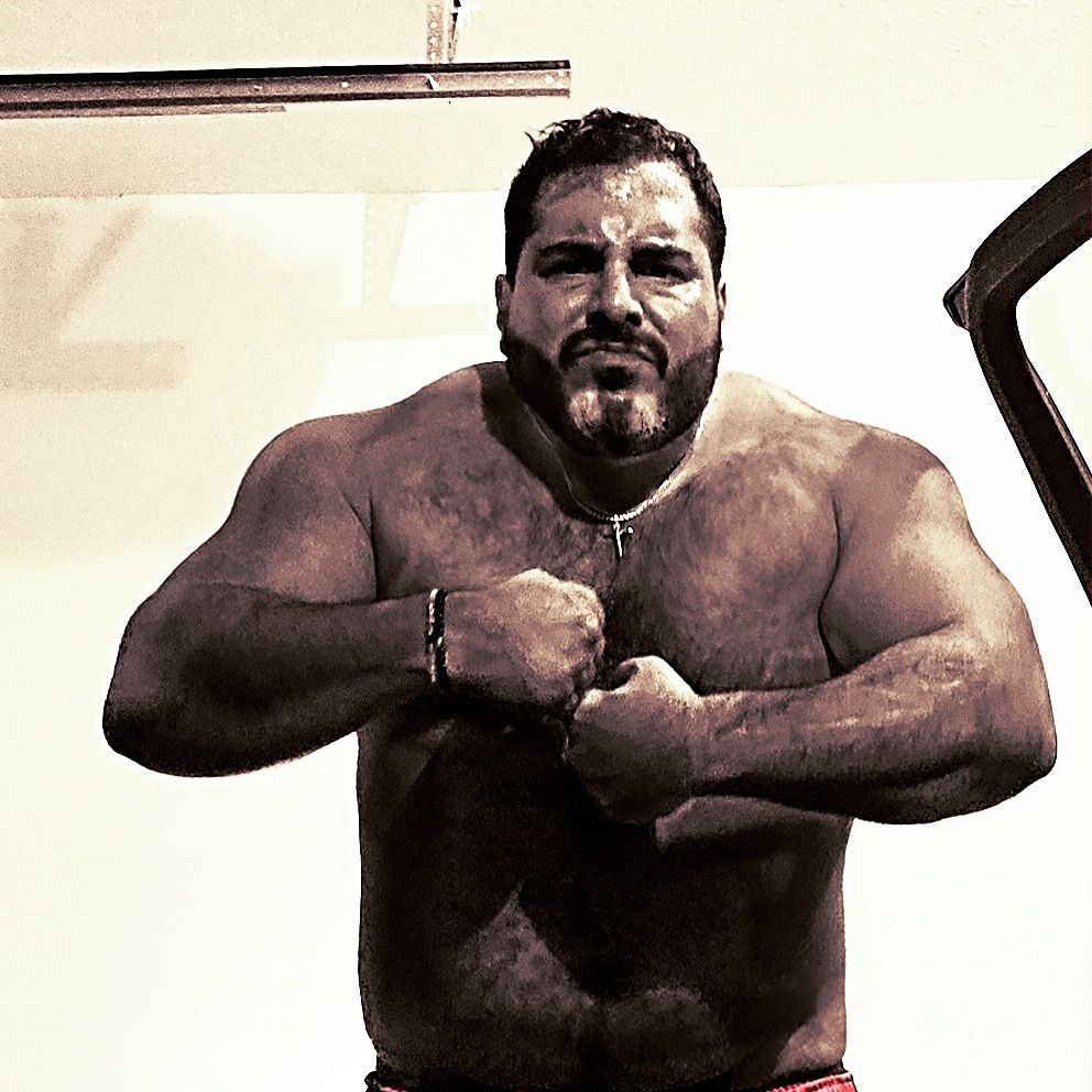 Discover more like Musclebears: Late night workout. and Related Content | Scrolller