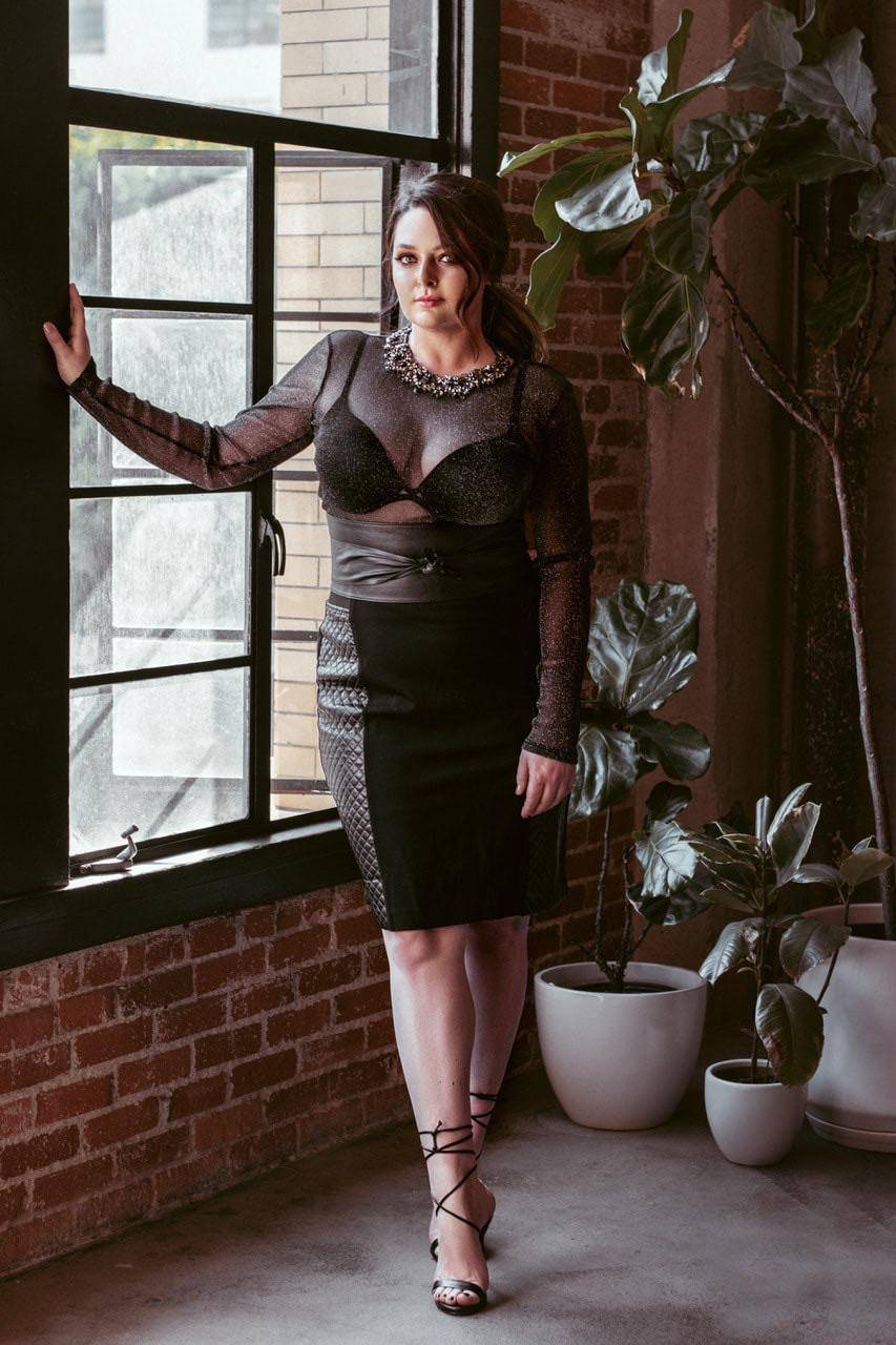 Lauren Ash | Scrolller