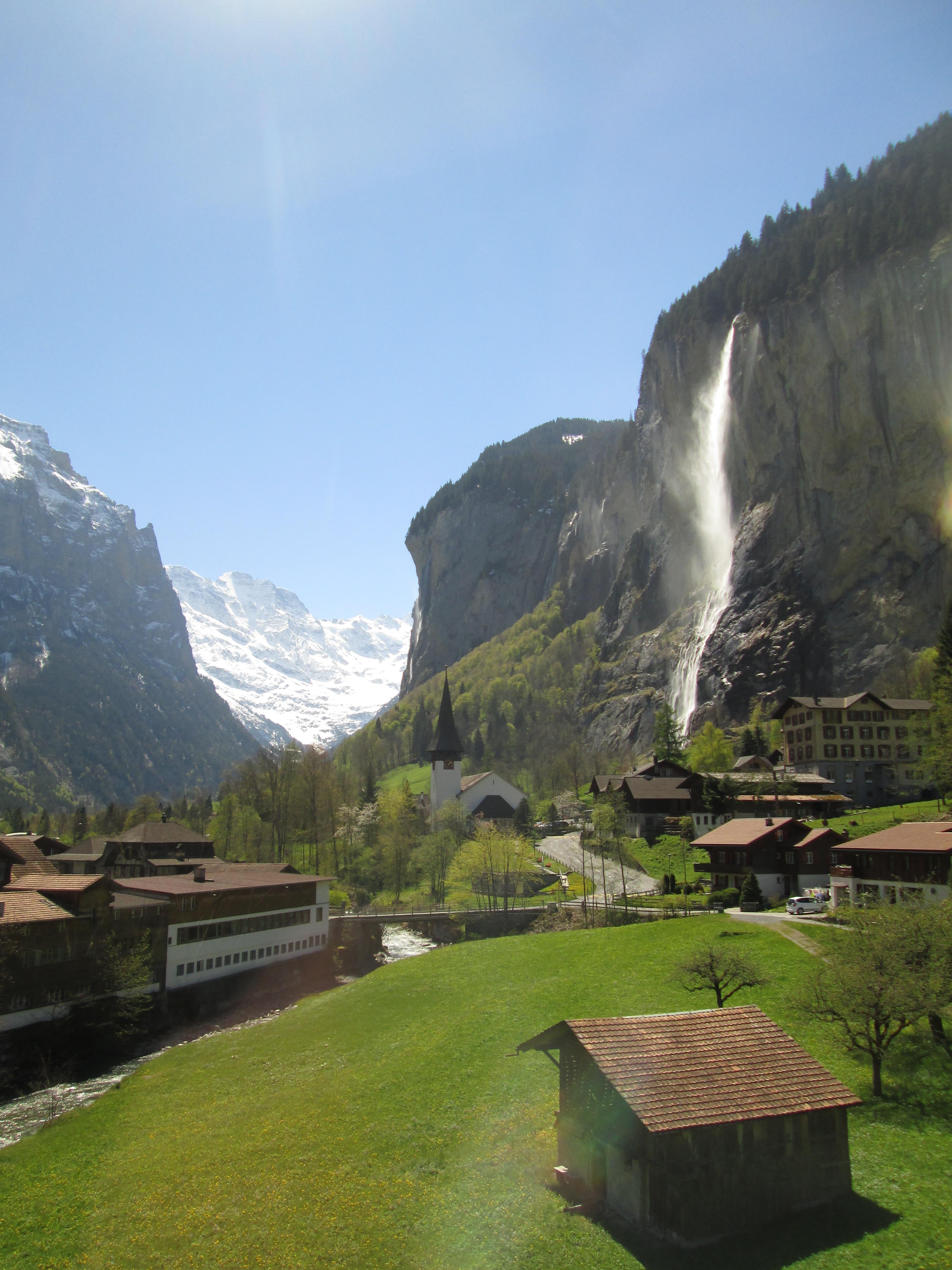 Lauterbrunnen, Switzerland [OC] [3456x4608] | Scrolller