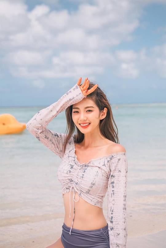 Lee Chae Eun - Helenna Rashguard - 29/05/19 | Scrolller