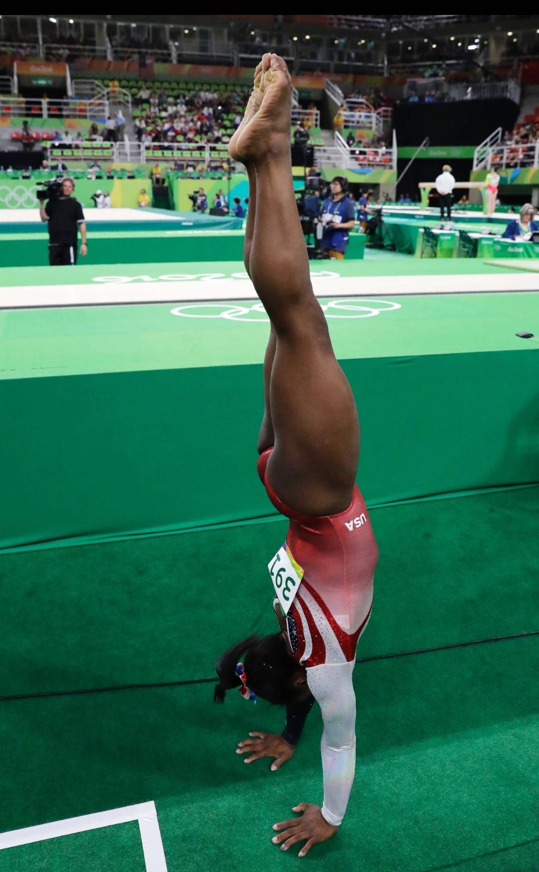 Legs appreciation day | Scrolller