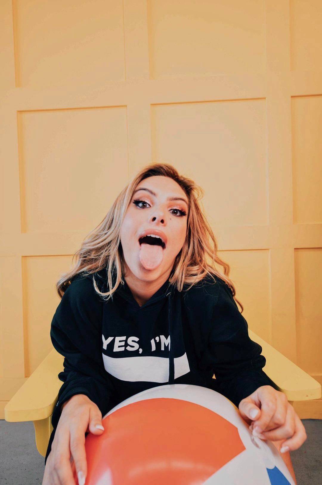Lele Pons | Scrolller