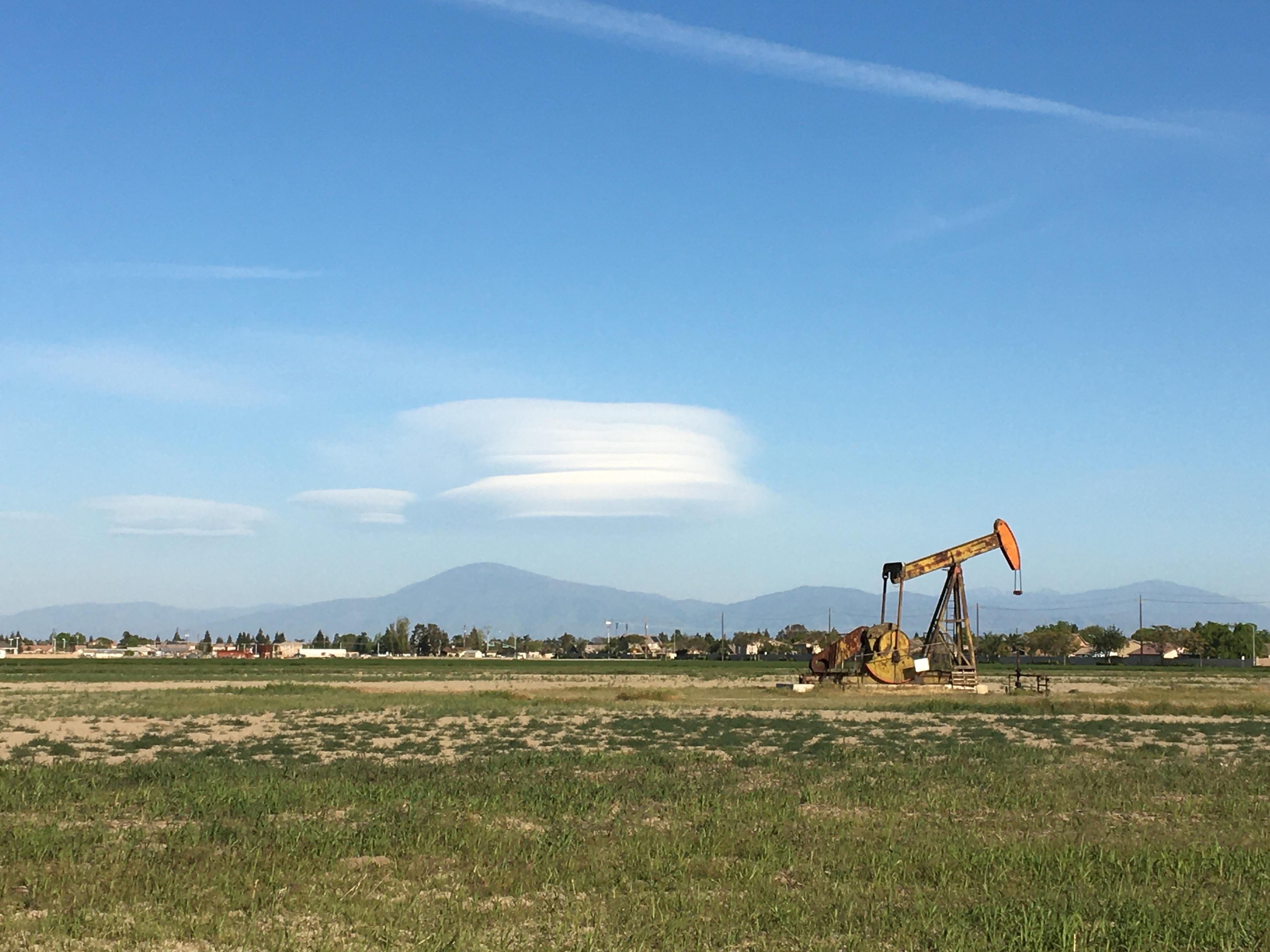 Lenticular clouds over Bear Mountain | Scrolller