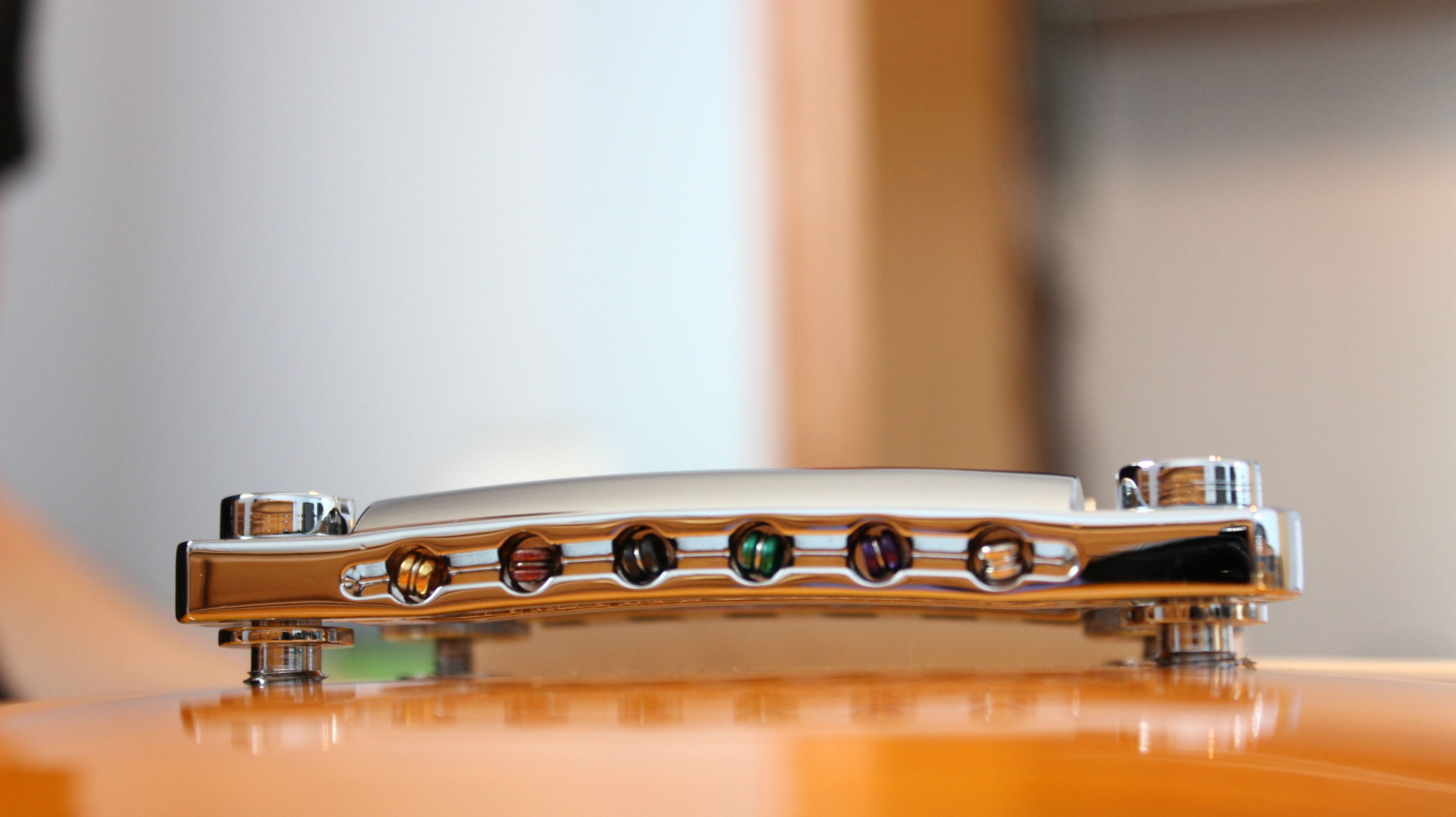 Les Paul Bridge [5940x2912] [OS] | Scrolller