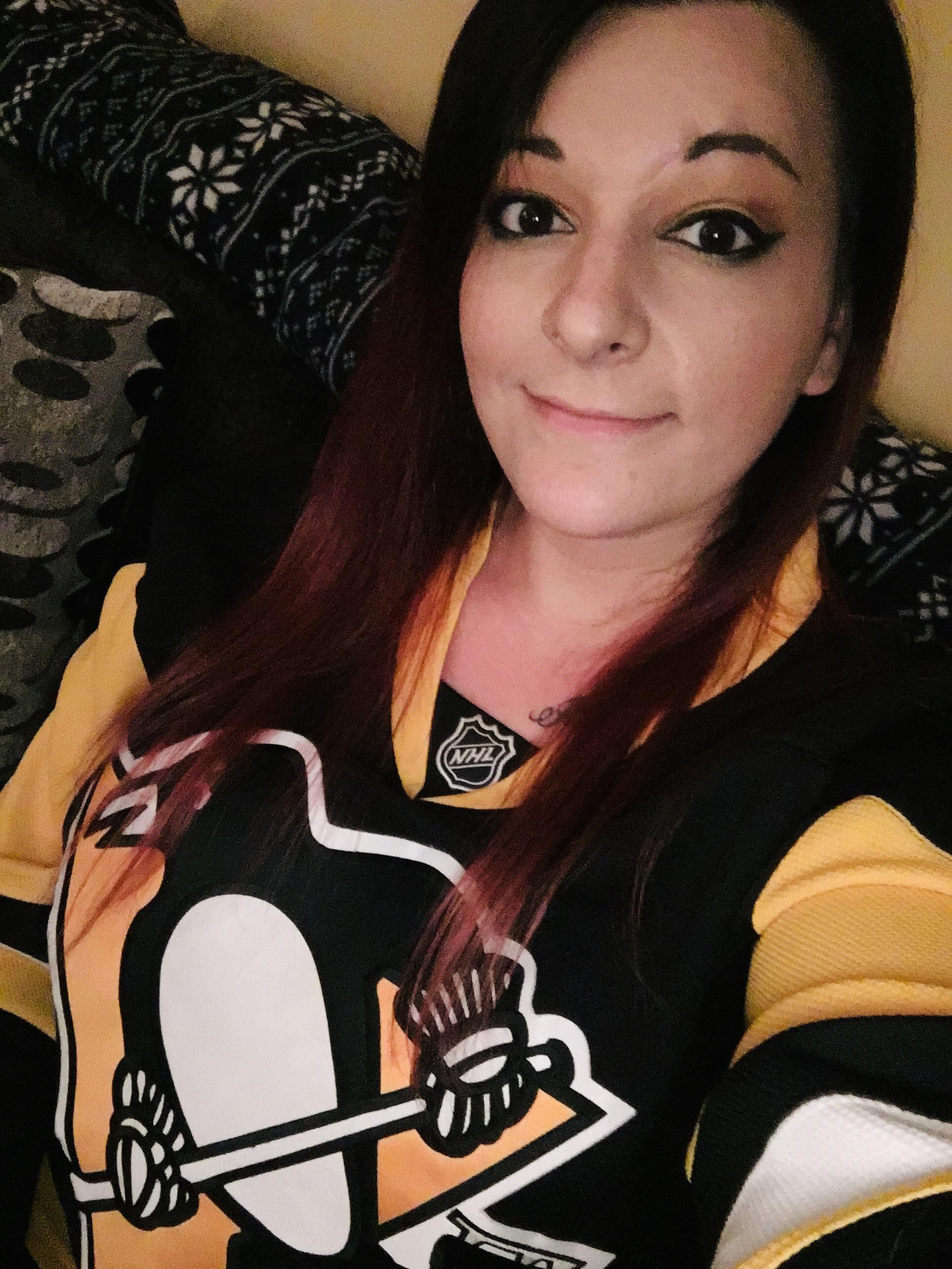 Let’s go Pens! 🖤💛 33 | Scrolller