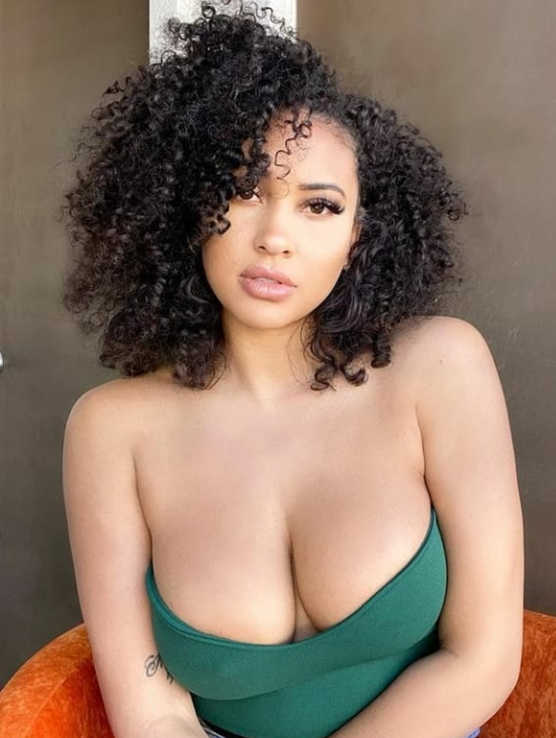 Light Brite | Scrolller