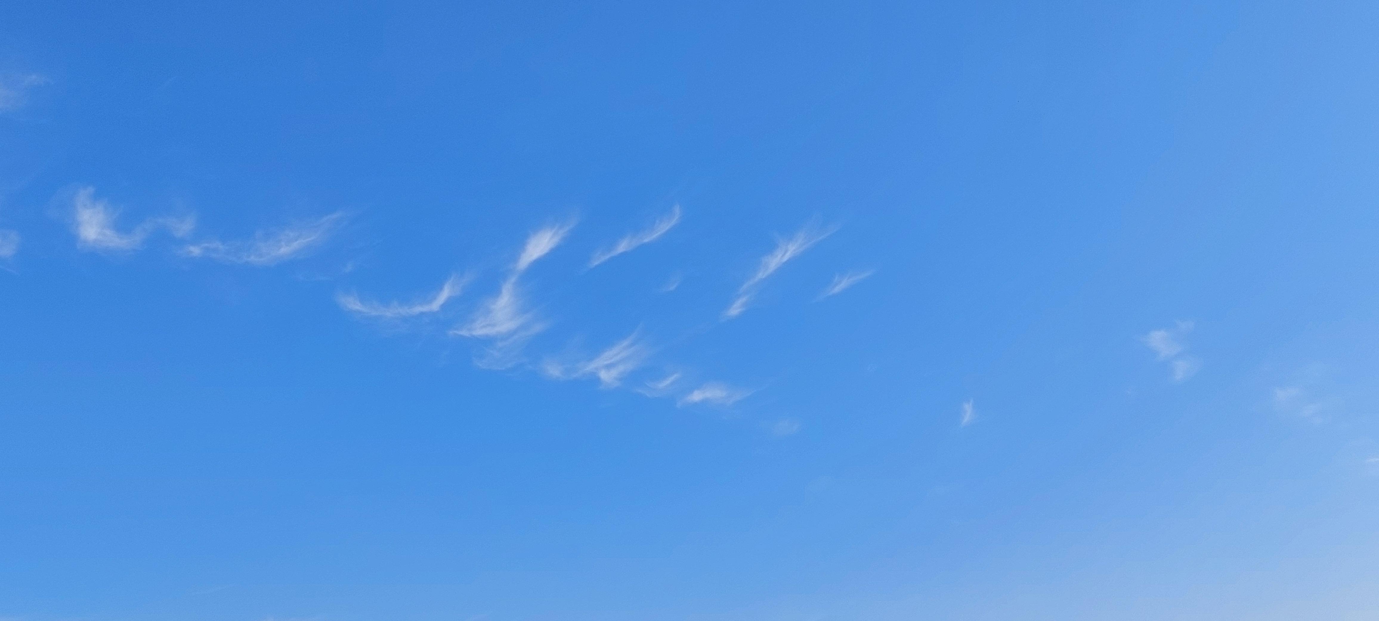 Light clouds | Scrolller