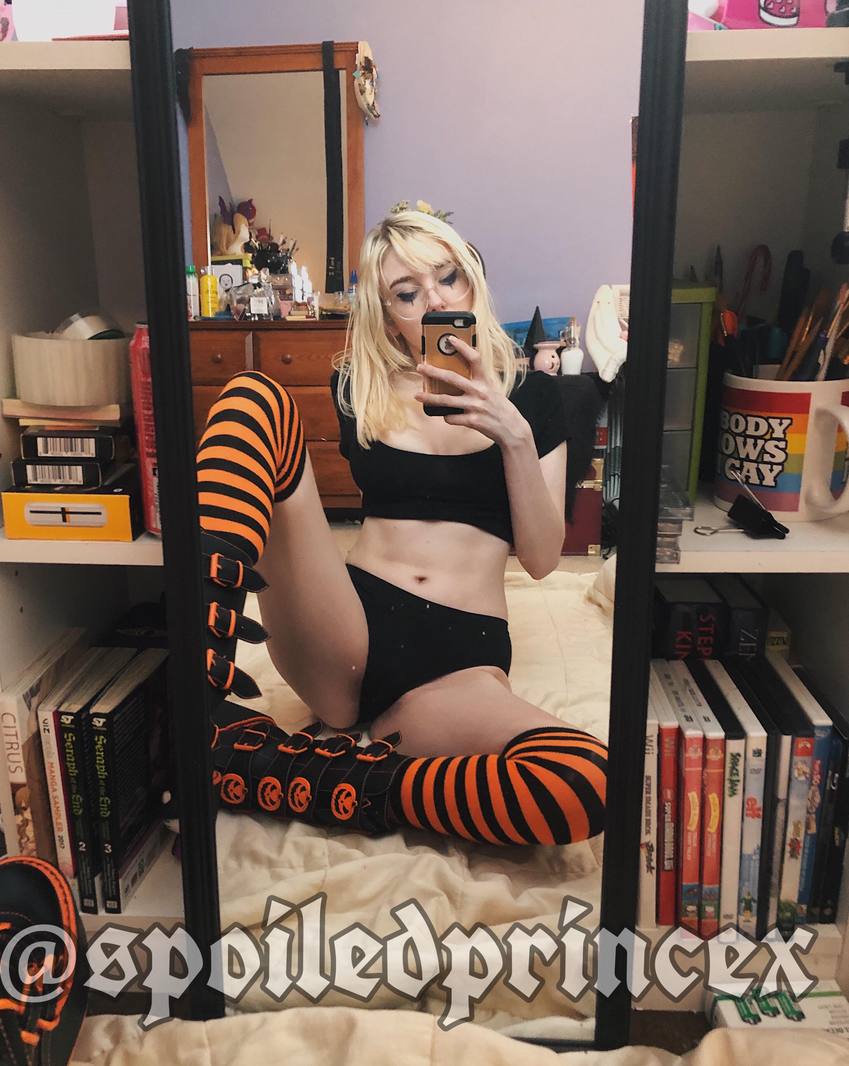like my platforms? 🧡🖤 | Scrolller