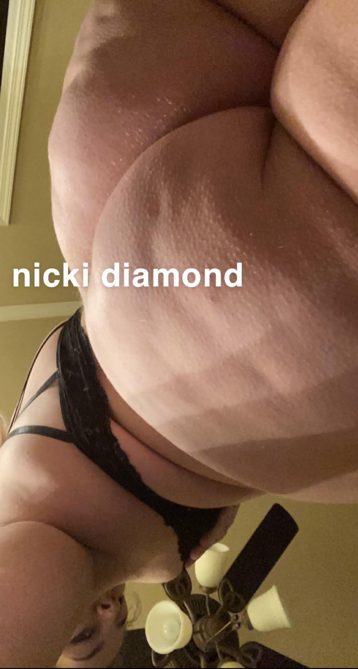 u like this angle | Scrolller