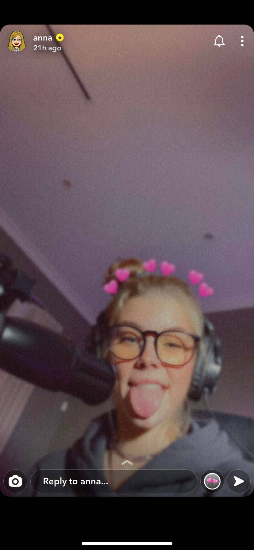 Lil Gamer Girl Scrolller