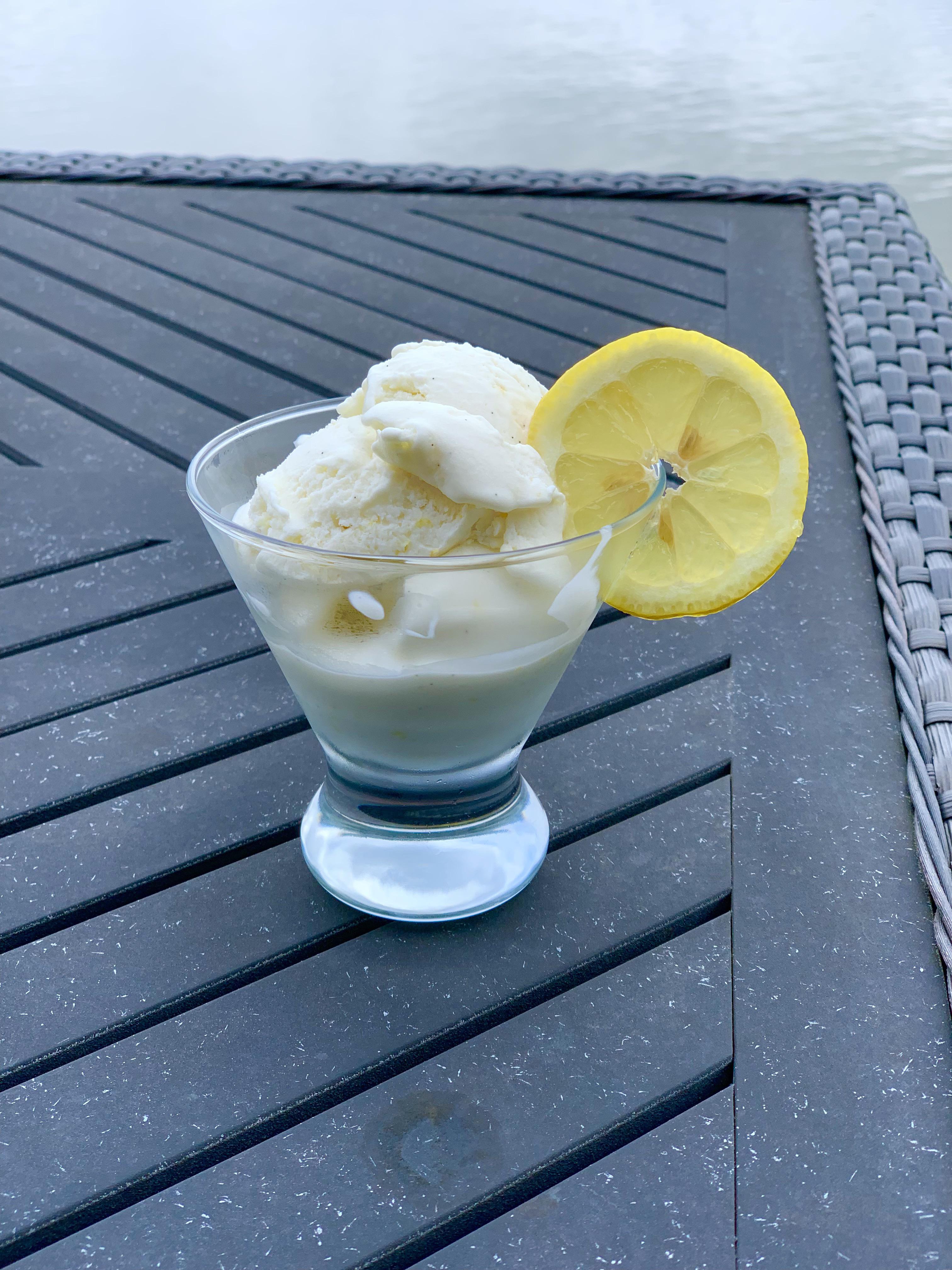 Limoncello Gelato | Scrolller