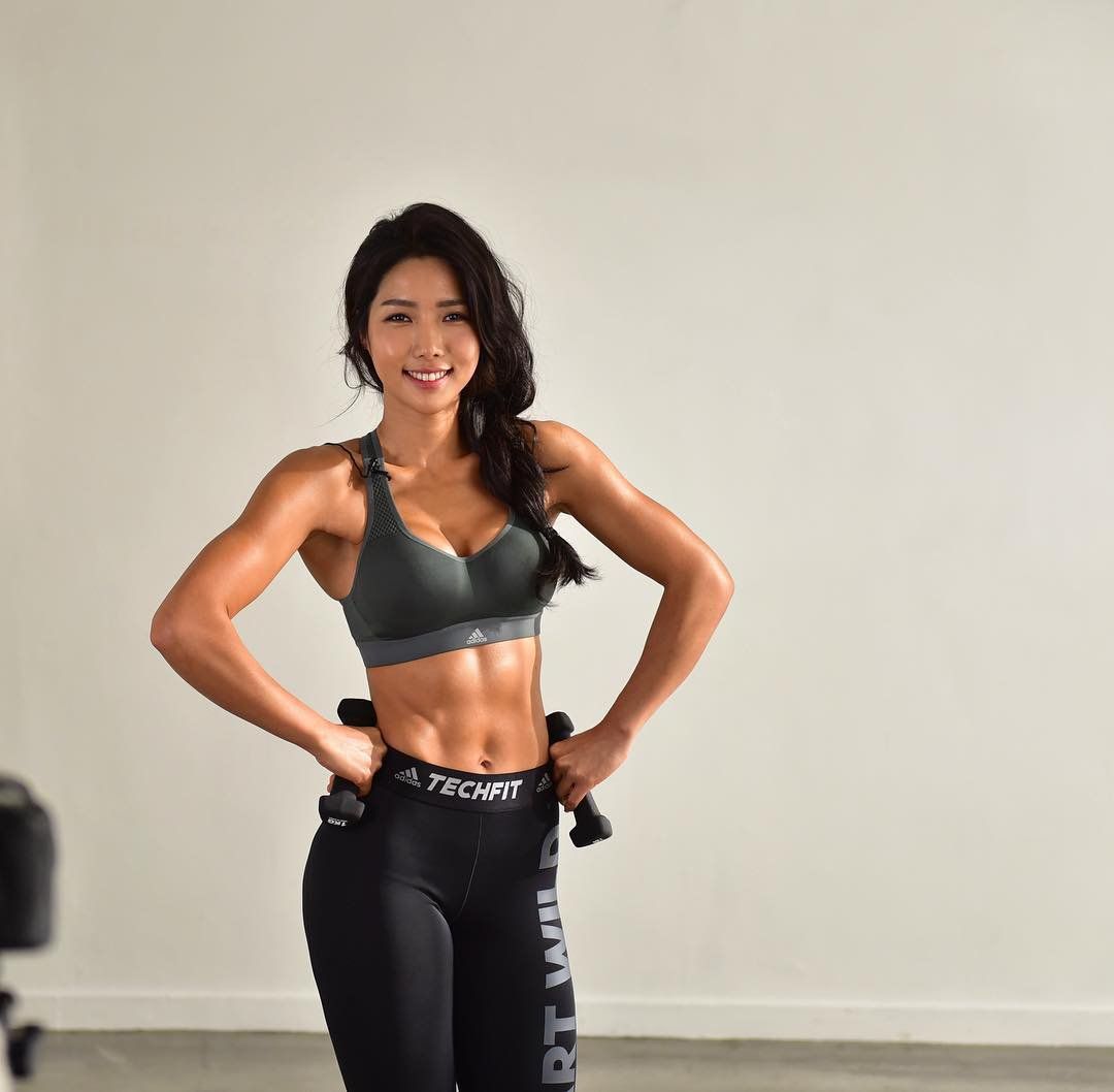 Linda Wannabe | Scrolller