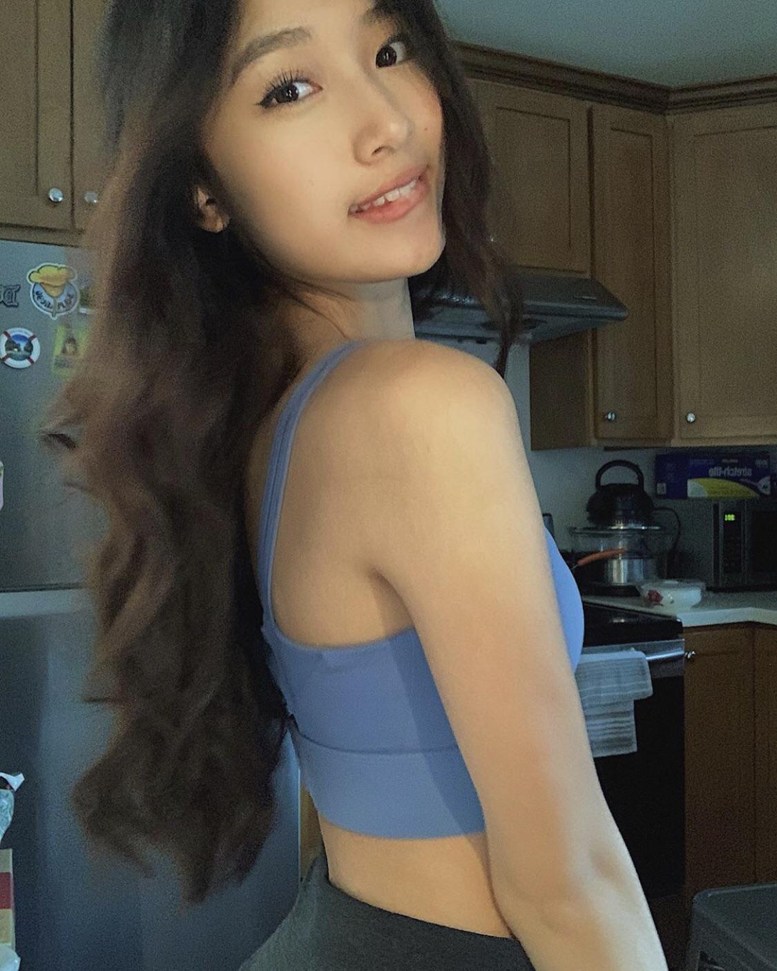 Lip biting | Scrolller