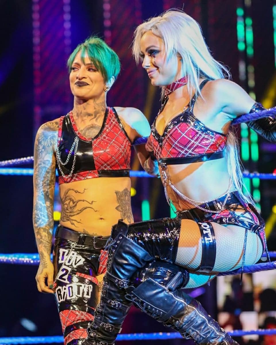 Liv & Ruby | Scrolller